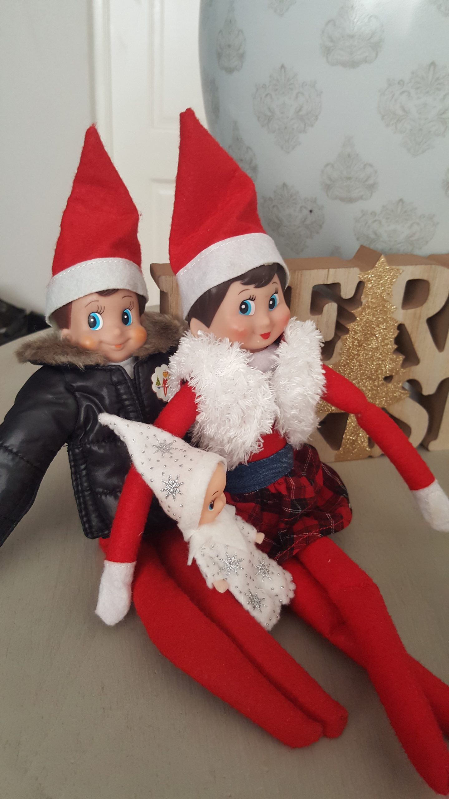 Props – Bespoke Elf HQ